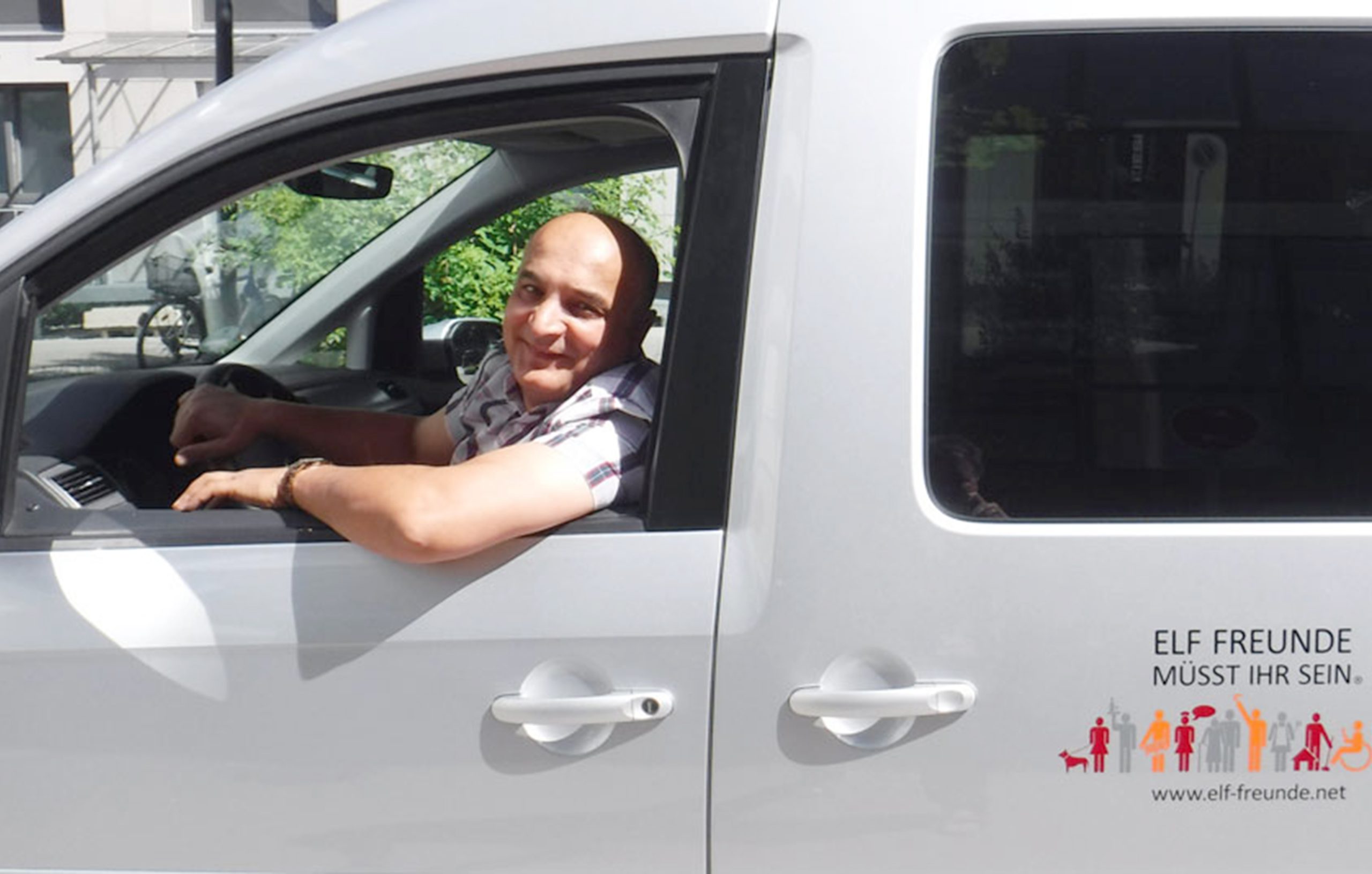 Elf Freunde – Vermittlung, Qualifizierung, Pflege & Schulverpflegung